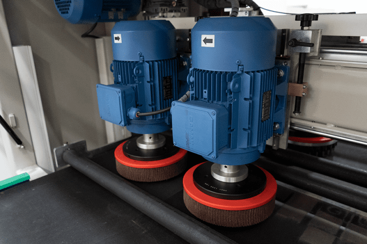 Morgan Rushworth DFR 1350 Flat Bed Deburring Machine