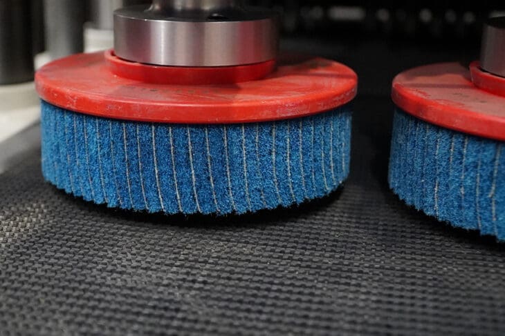 Morgan Rushworth DFR 600 Flat Bed Deburring Machine